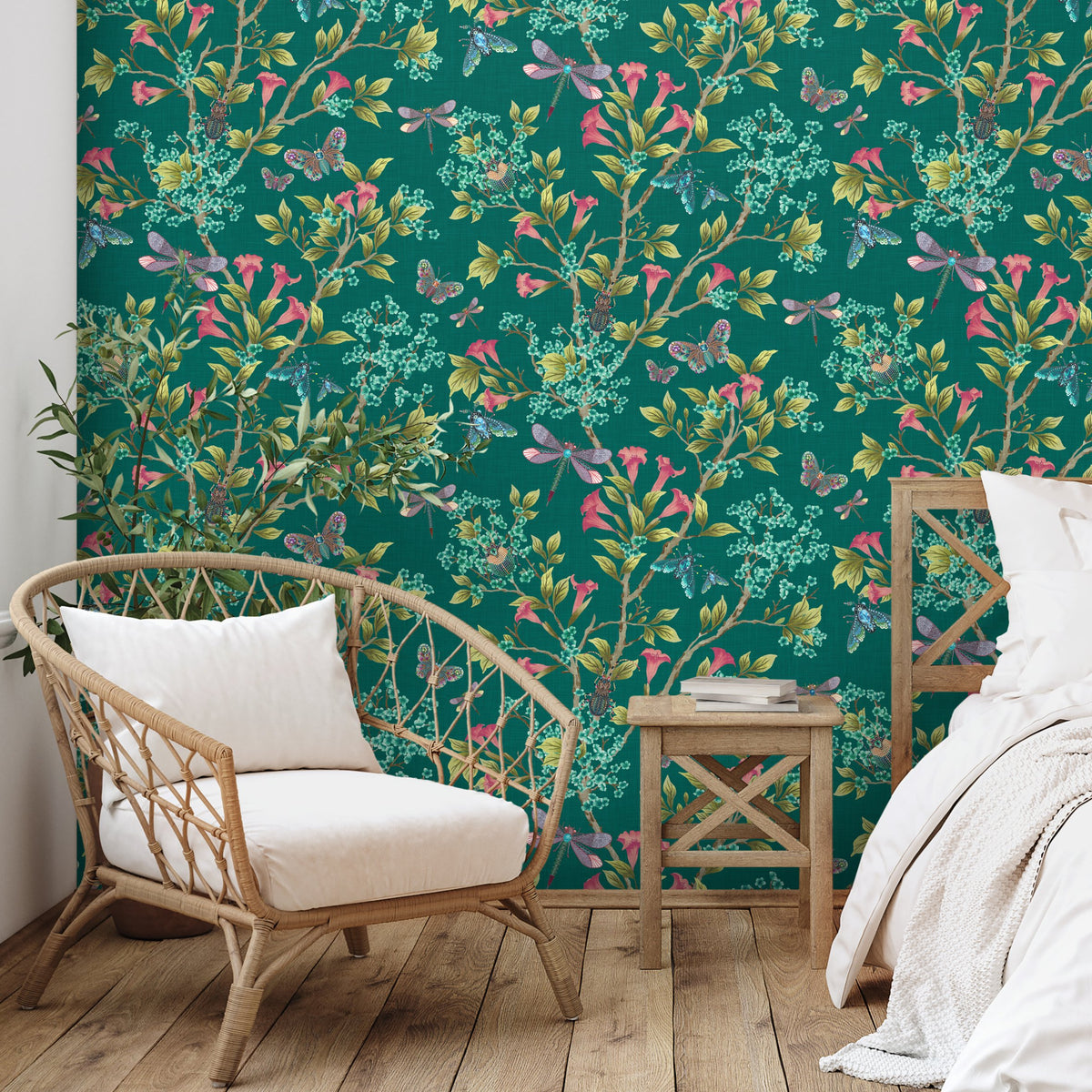 BRAND MCKENZIE Wallpaper Pattern No BMHD002/04C - Jewel A Flutter ...