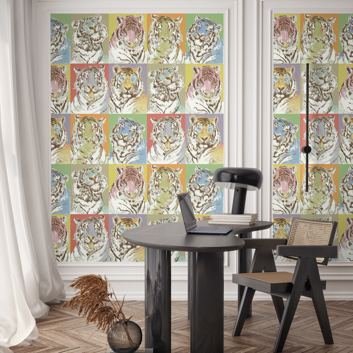 BRAND MCKENZIE Wallpaper Pattern No BMWL005/09B - Roar Emotions ...